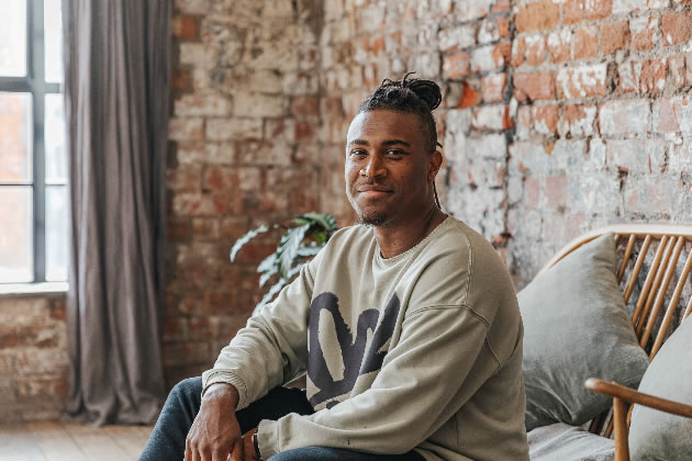 Carol-singing Samaritans Support Campaign to Encourage Talking